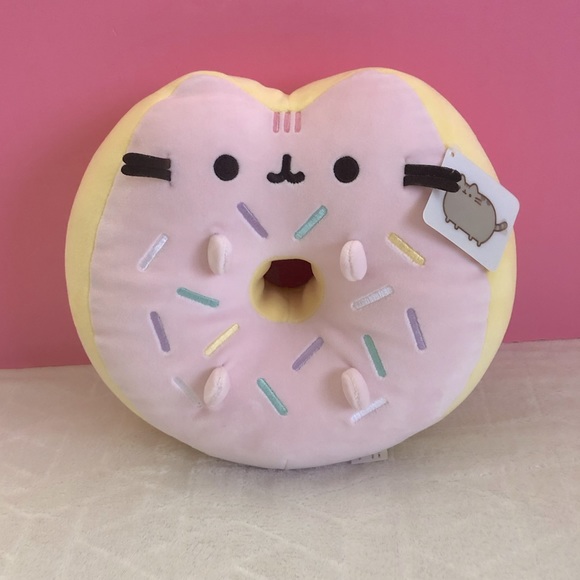 Pusheen | Toys | Nwt Squisheen Pusheen Soft Doughnut Plush Kawaii ...